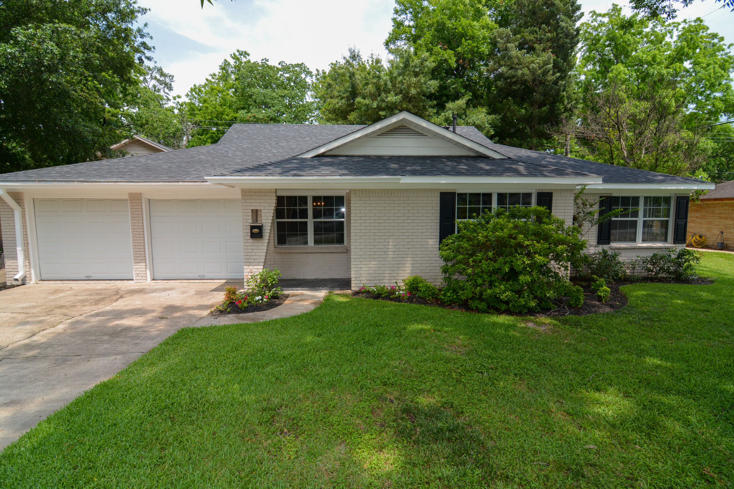 Transform Your Exterior: Unveiling the Secrets of All Out Roofing